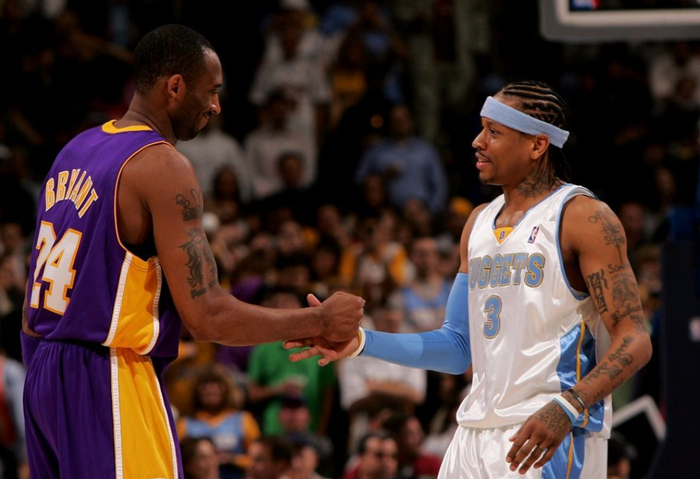 人气不逊科比，出道晃倒乔丹19年前单挑湖人，他评NBA4巨头是谁|艾弗森|乔丹|科比_新浪新闻