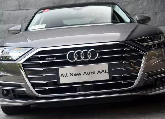 花今天的钱，体验明天的智慧，全新一代奥迪A8L售93.78万起