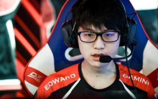 Ray皇手伤回国，Meiko与iboy不和，网友：还不快请厂长出山？