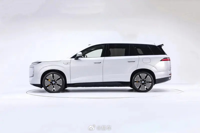 腾势N8L定档10月28日上市，预售价31.98万起