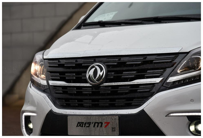 国产豪华“大面包”，全系2.0T＋6AT！后排头等舱不输埃尔法