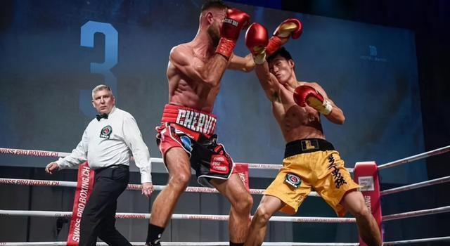 中国顶级职业拳击品牌拳力巅峰将移师鄂尔多斯