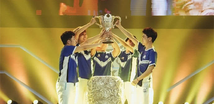 kpl：从训练赛看estar的阵容变化，无心去二队，cat或重回首发