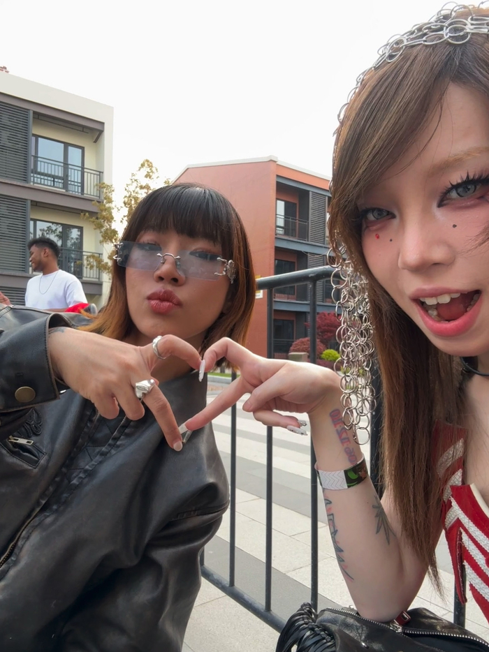 美女Rapper集合！KyraZ、李由音、泳恩、印尼选手Ramengvrl|印尼|美女|选手_新浪新闻