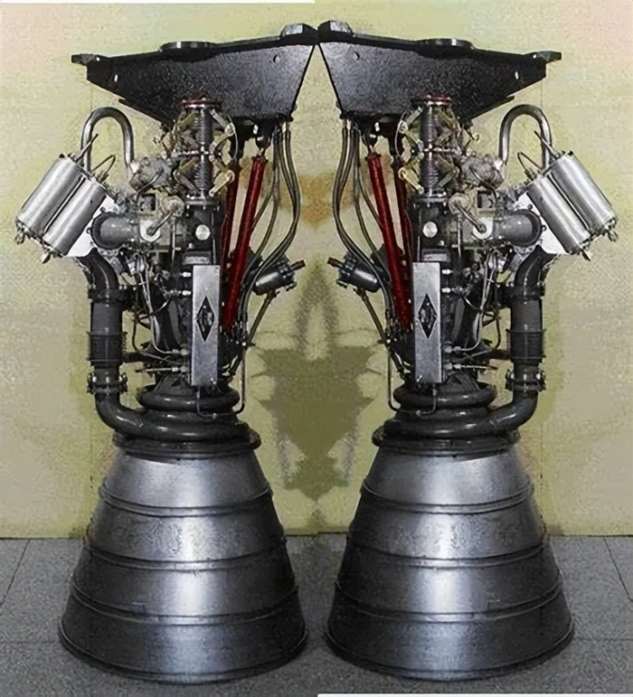 WZ-8性能完全超出预料! 穿透美军防空网:引导D-21弹道导弹打击航母