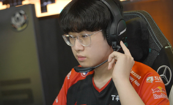到底是克星，还是玩具？G2再战T1，Caps成为关键|克星|中野|选手_新浪新闻