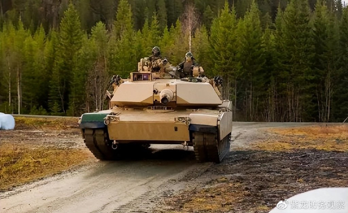 巴赫穆特遭俄猛轰，基辅坦言形势艰难，美为稳战局加速援M1坦克