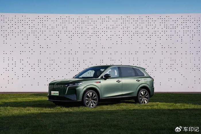 全新一代大五座旗舰SUV红旗HS6 PHEV 长春航空展超燃首秀