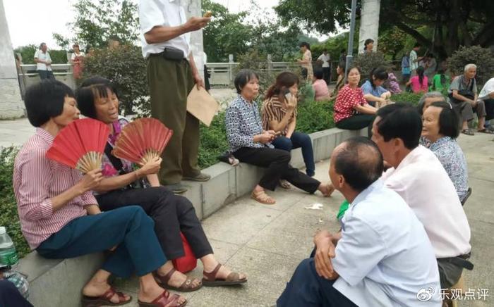 不管是夫妻还是情人，男人若对你说这3句话，肯定是爱你入骨