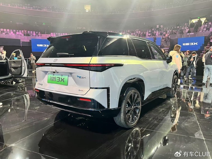铂智3X上市售10.98万起 Momenta端到端加持 智能纯电SUV新选择|同级|丰田|端到端_新浪新闻
