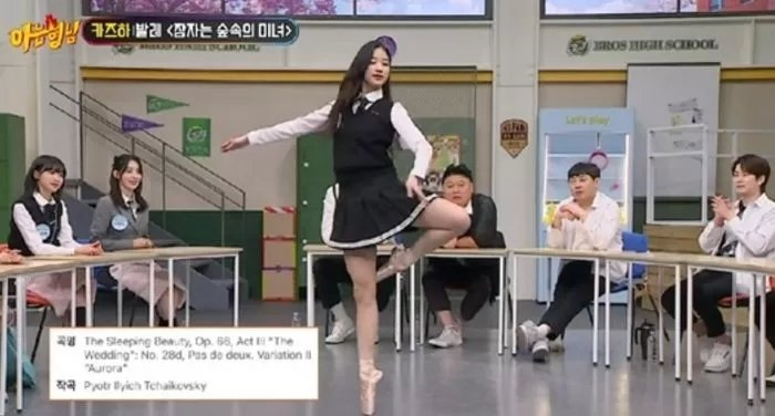 LESSERAFIM回归，成员们讲述出道趣事，她以为JYP试镜是骗局？