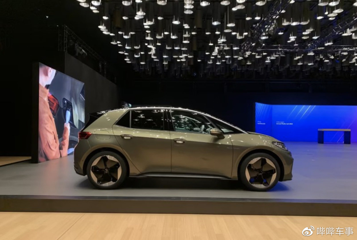 全新改款大众ID3，续航加长到546Km，终于和比亚迪海豚拉开差距