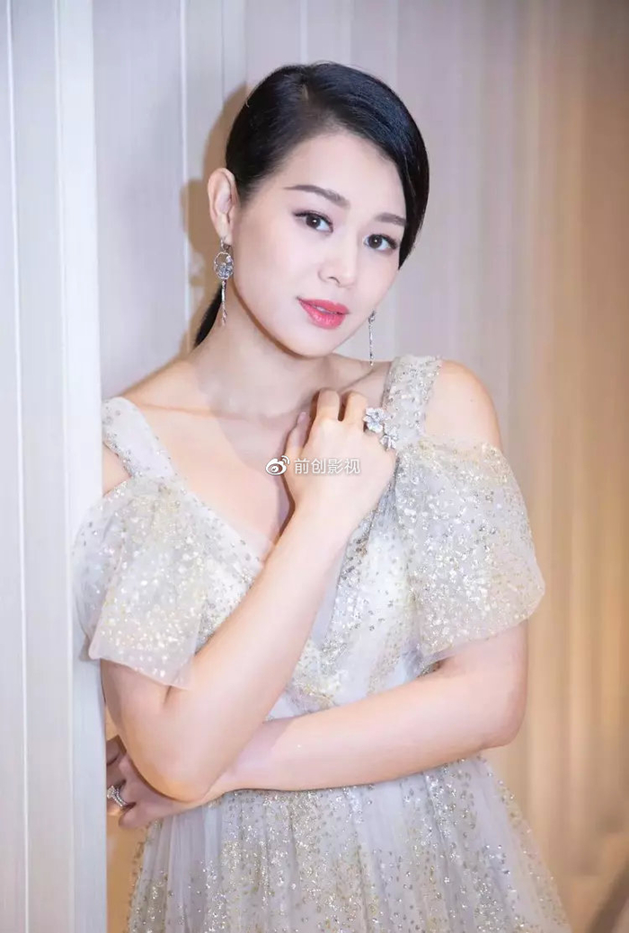 TVB很看重学历，名校毕业的女明星，哪怕颜值平平，也会受到力捧