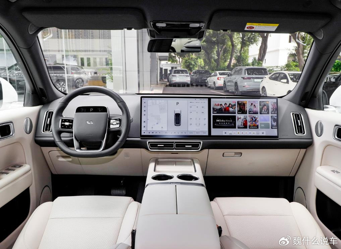 30万级增程式SUV大PK，新岚图FREE VS理想L7，谁更适合入手？