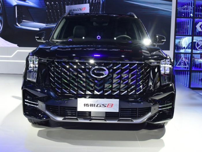 中大型SUV谁更值得买？新款奔腾T99对比传祺GS8