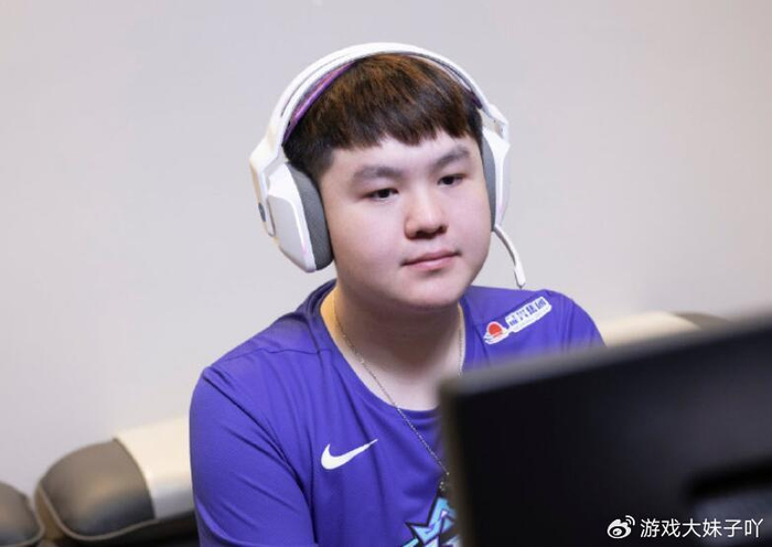 Doinb出现在zoom直播间？全程没被封号，符合复出标准了|复出|直播间|封号_新浪新闻