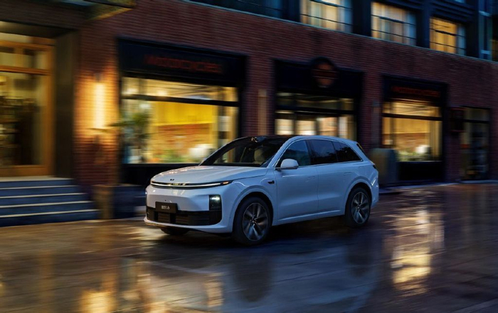 预算25万买大空间增程SUV 问界M7与理想L6怎么选？|燃油|电机|最大功率_新浪新闻