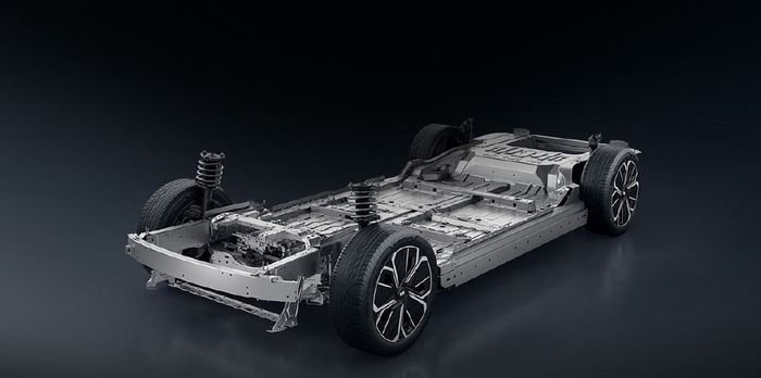 提供400V和800V两种版本 吉利银河E8上市 售17.58万元起