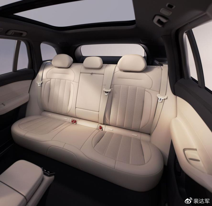 蔚来全新ES6上市36.8万元起售，定位智能电动全能SUV