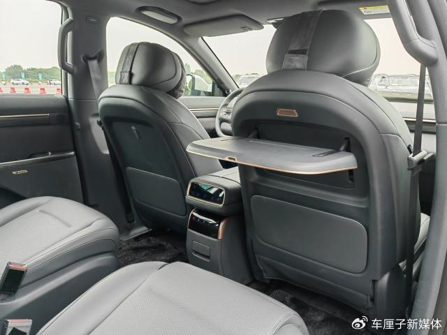 叫板L8单挑C16?东风奕派008动态试驾报告