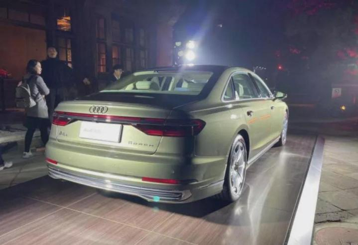 奥迪A8L Horch创始人版上市，中国市场专属，能否挑战迈巴赫？