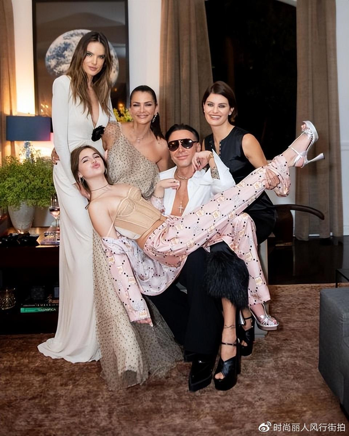 维密AA和14岁女儿闪耀派对！女儿胸衣外穿超性感，遗传妈妈超模腿