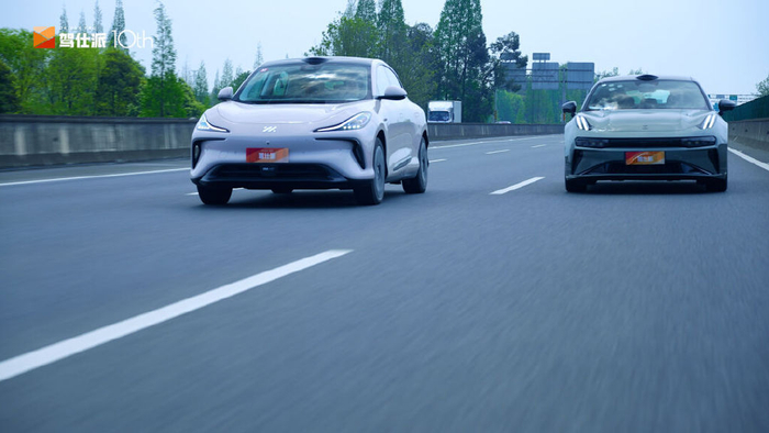 3秒级电车挑战极速！智己LS6续航长加速快，极氪001尾速219km/h