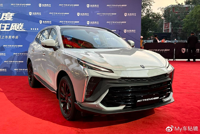 风行T5 EVO狂飙版售9.99万起，外观更凶，动力更强