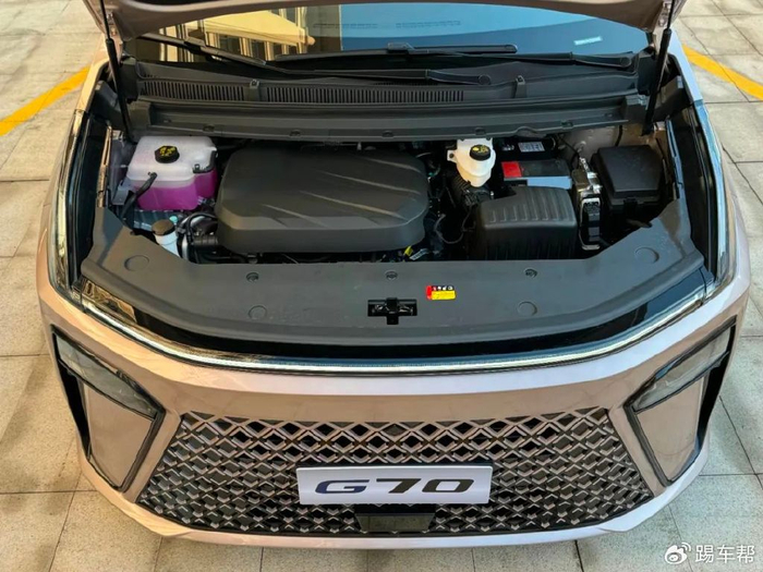 2.0T+9AT，抢先体验上汽大通MAXUS G70