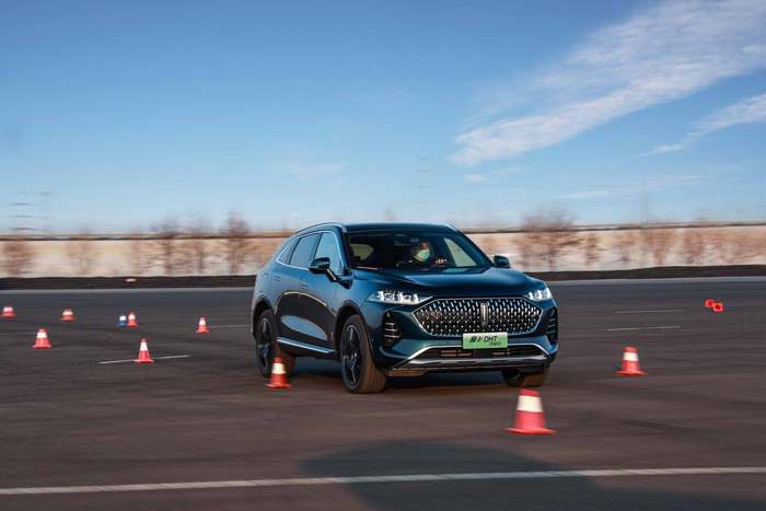 纯电续航204公里 摩卡DHT-PHEV才是插混究极形态？