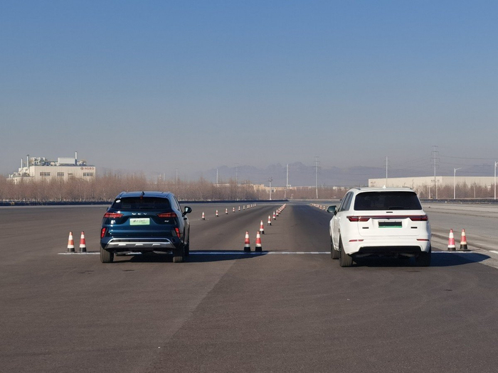 纯电续航204公里 摩卡DHT-PHEV才是插混究极形态？