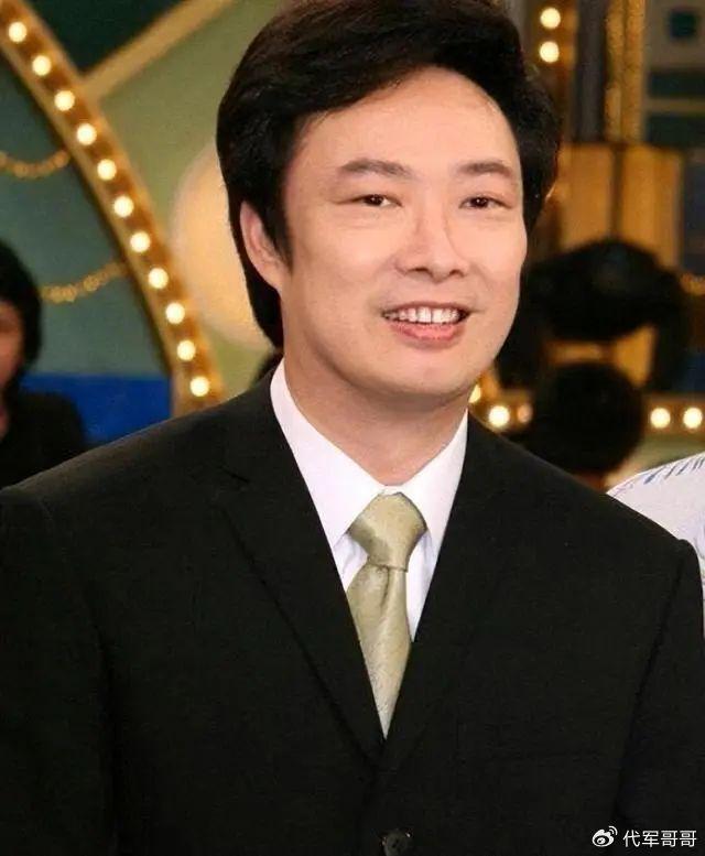事实证明,67岁“无妻无子”的费玉清,已经踏上了另一条人生大道