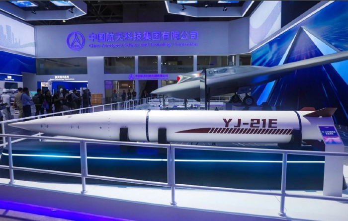 鹰击-21：成为反舰“利刃”，末端10马赫攻击，试问谁能拦得住？