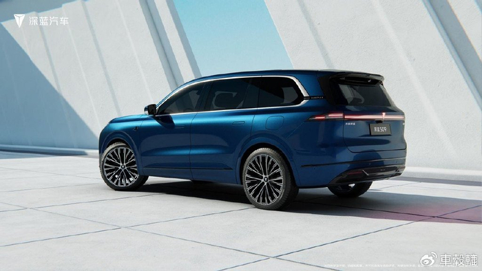 深蓝S09家庭大六座SUV曝光，全尺寸大空间气场足，预估35万元|尺寸|轮毂|空间_新浪新闻