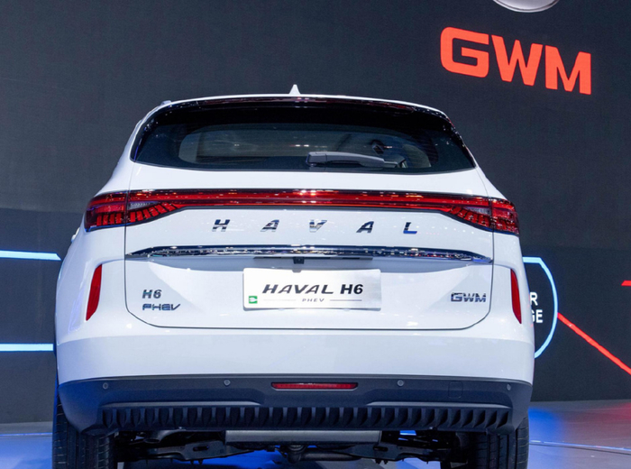 20万混动车咋选？零跑C11增程版对比哈弗H6 DHT-PHEV