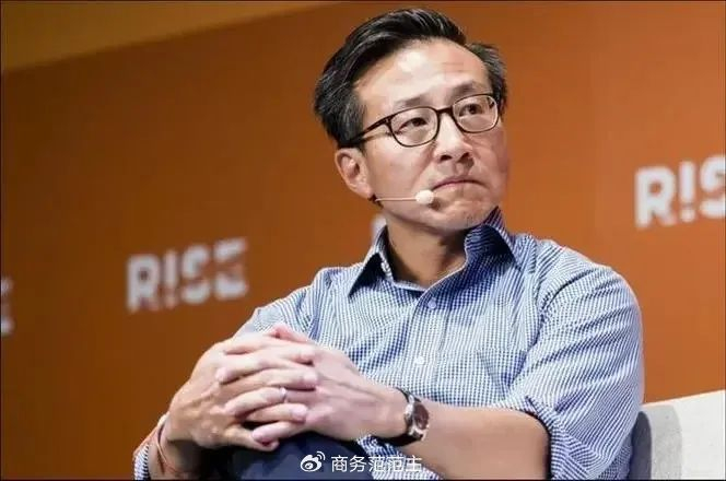 蔡崇信“认错”刷屏，却暴露了顶级精英的4大特点|蔡崇信|吴明华|阿里|播客|认错_新浪新闻