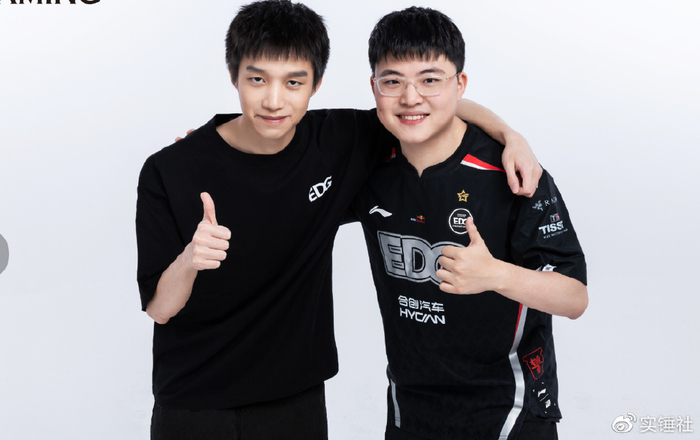 接触了Uzi三年才敢签约！阿布公开内幕RNG卡合同太狠|阿布|签约|合同_新浪新闻