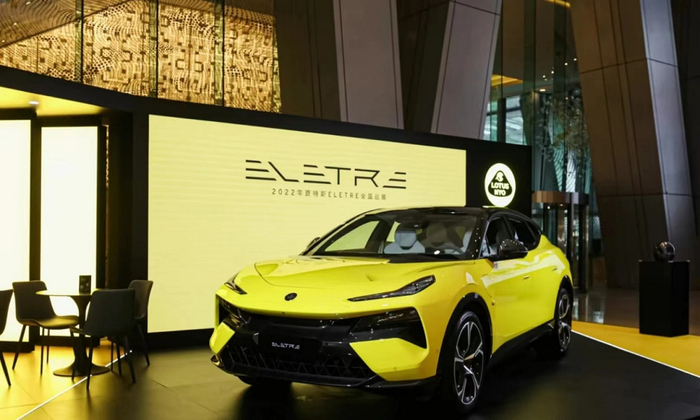 2.95秒破百，抢先体验路特斯ELETRE总结9个点，“帅，就完事了”