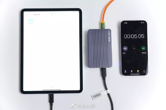苹果自家产品或不兼容，四代11寸iPad Pro USB-C数据传输体验评测