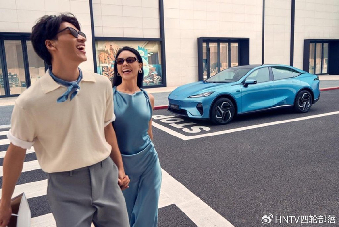 深蓝旗下又一爆款车型来了，深蓝L07上市，15.19万起售