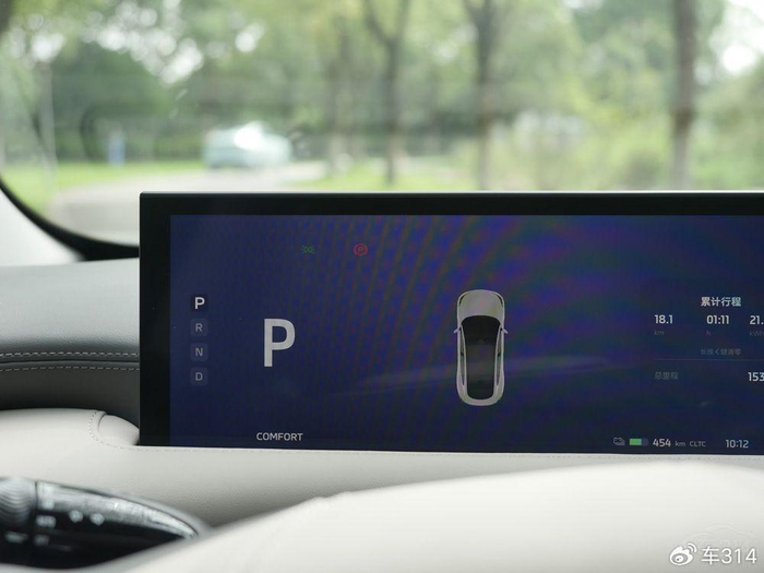 智己LS6和小鹏G9，谁才是家用SUV之王？