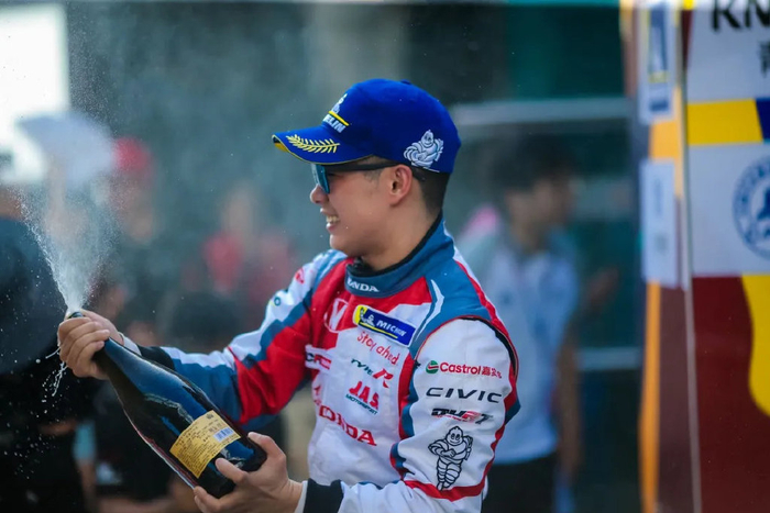 超级杯车队巡礼 | 热血传承 MacPro Racing携王牌战车新出发