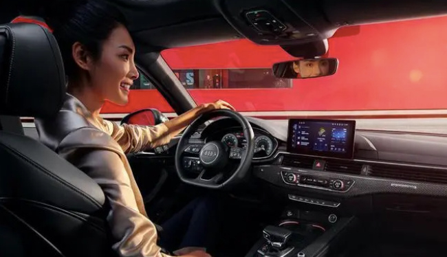 2023款奥迪A4L正式上市，越级豪华，售价32.18万元起