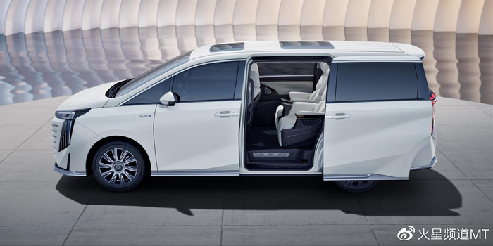 插混MPV传祺E9预售33万元起