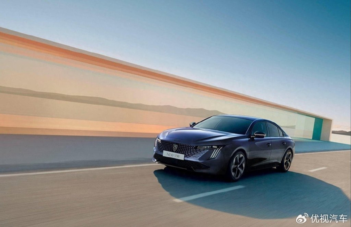 新款标致508正式上市，约合人民币36.4万元，搭载1.6T插混动力