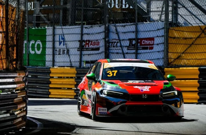 车队巡礼 | 勇攀高峰 星火Spark Racing双线出征2024 CTCC