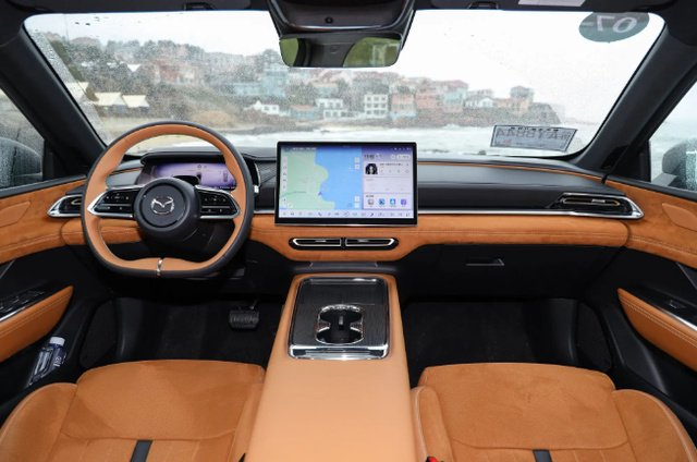 马自达EZ-6：深蓝SL03同平台打造，大空间+高配置，1.5L增程+纯电