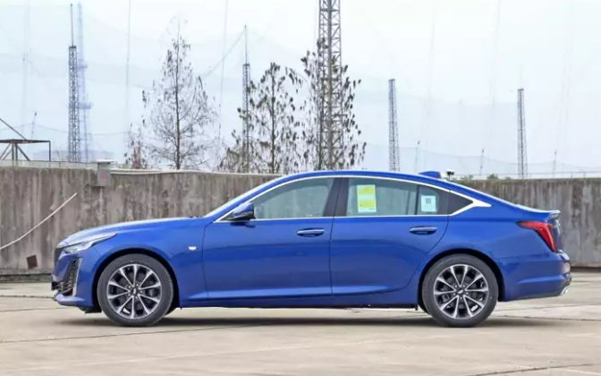 奥迪A4L VS凯迪拉克CT5，怎么选才不会后悔？