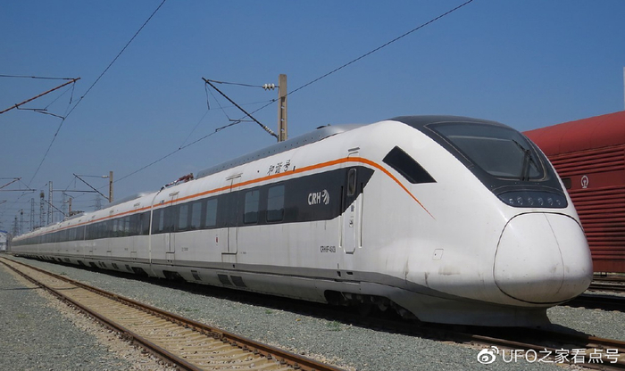 不怪，真有人不知！“没见过”高铁有扶手，有站票，是什么高铁？
