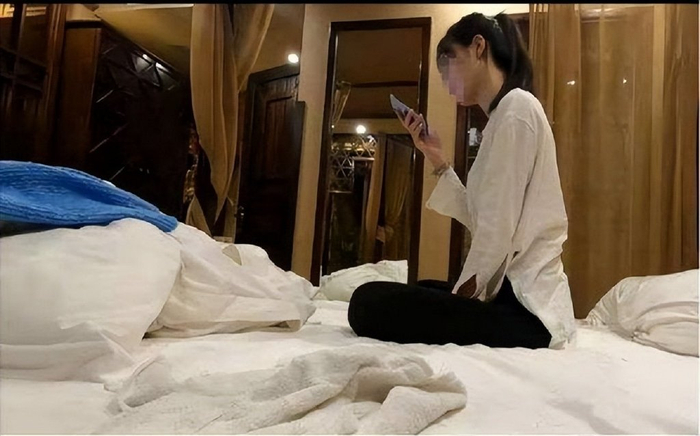 91大神到底有何手段？不论是大学生或空姐，全都心甘情愿出镜